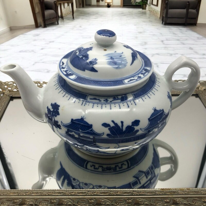 Blue Willow Teapot - Etsy