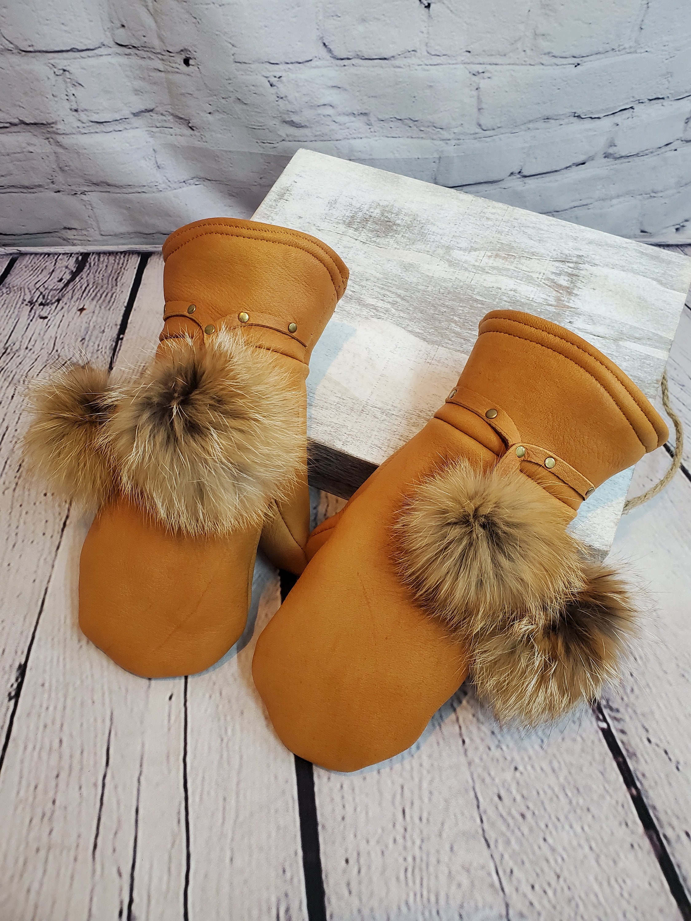 Red Fox Pom-pom Mitten - Etsy