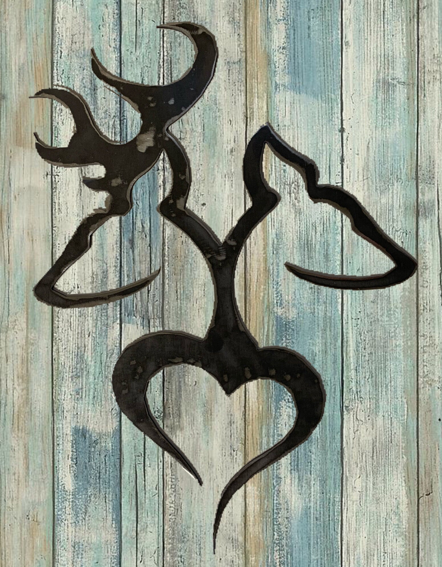 Browning Heart Camo Background