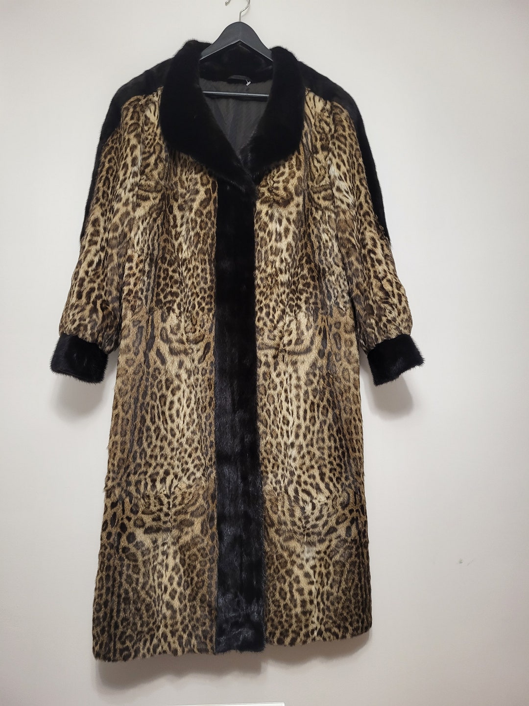 Natural Women's Ocelot Fur Coat Jacket Vintage Ocelot Fur Made of ...