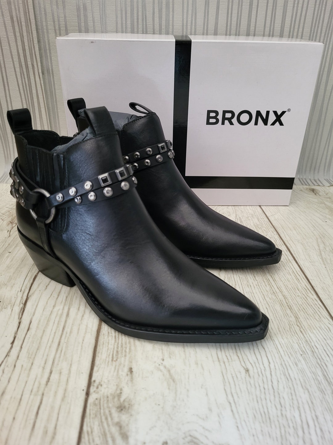 Bronx Vintage Cow Oily Short Leather Cowboy Boots, Size 37 - Etsy