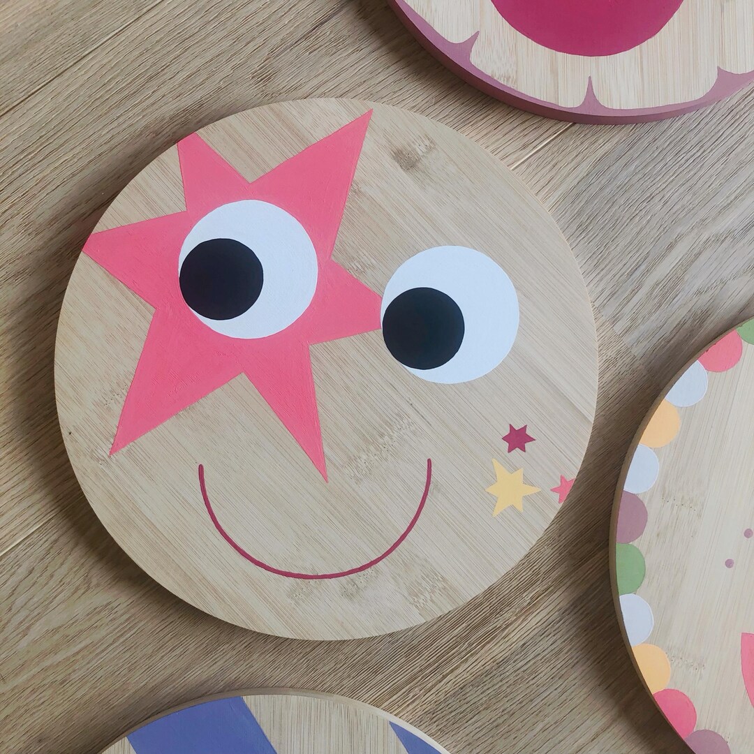 Smiley Wall Decoration Made of Wood, Children's Room Decoration Face ...