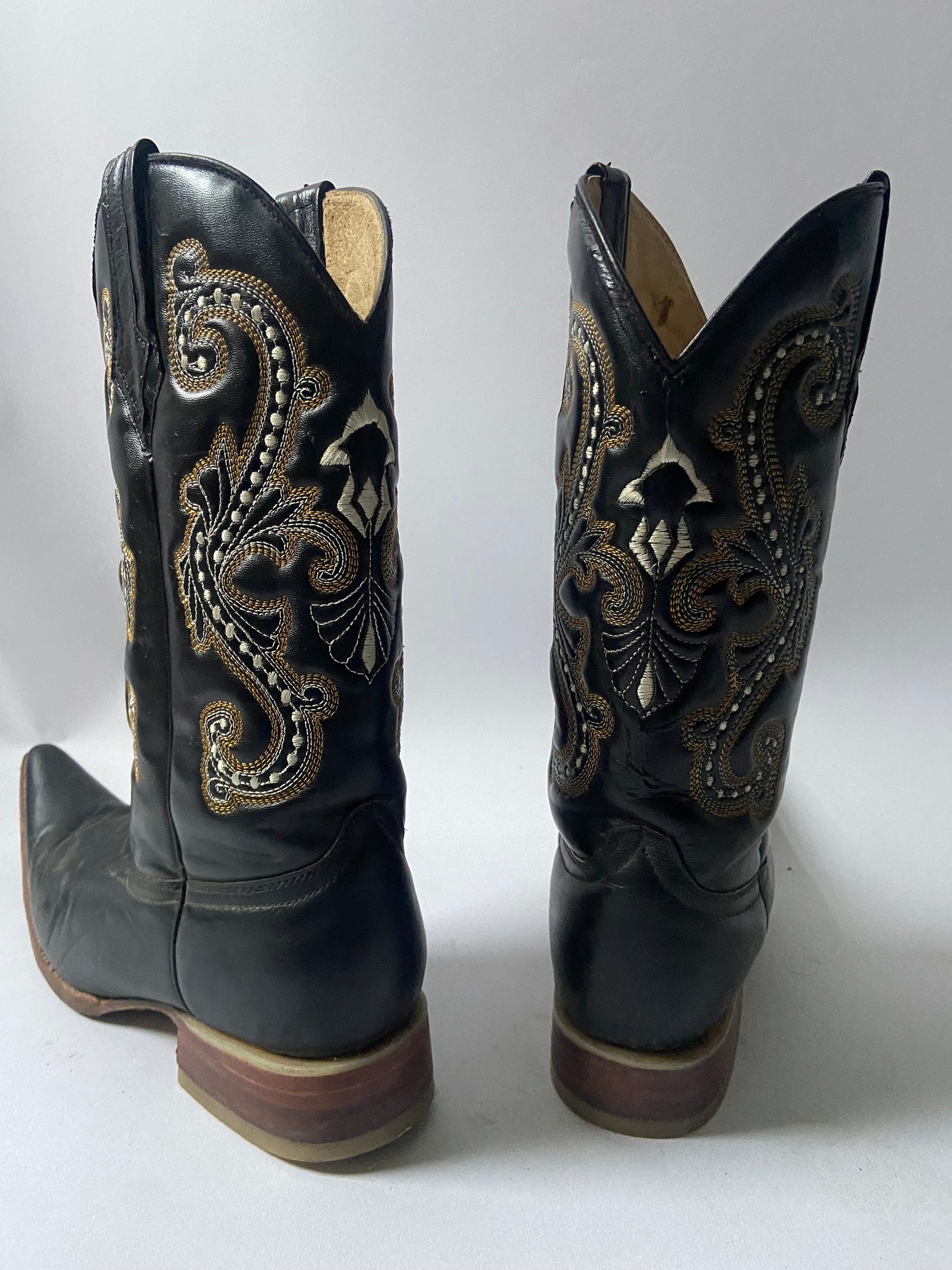 Vintage Black Pointed Cowboy Boots - Etsy