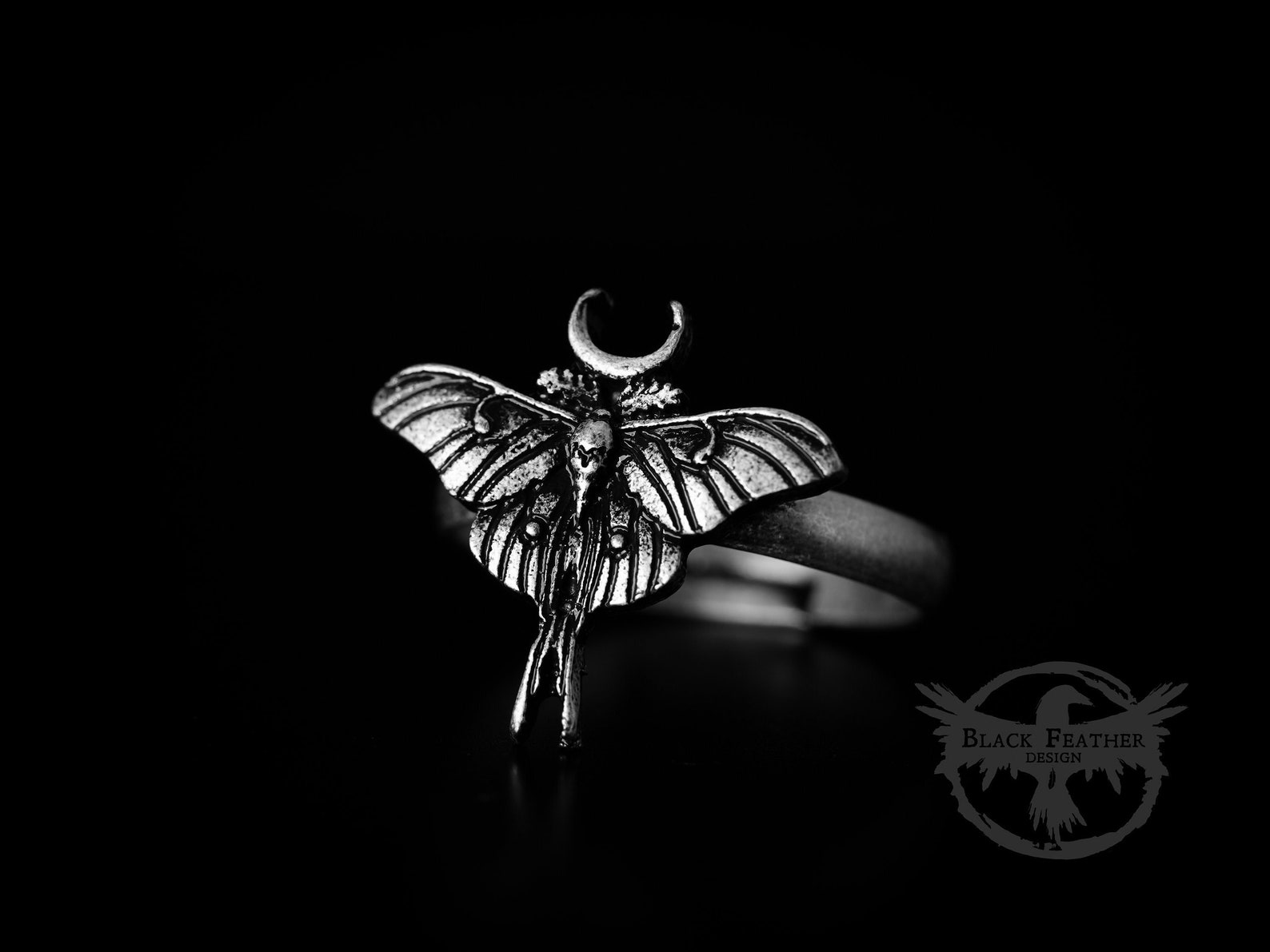 Deaths Head Luna Moth Bug Ring Adjustable Gothic Ring - Etsy UK
