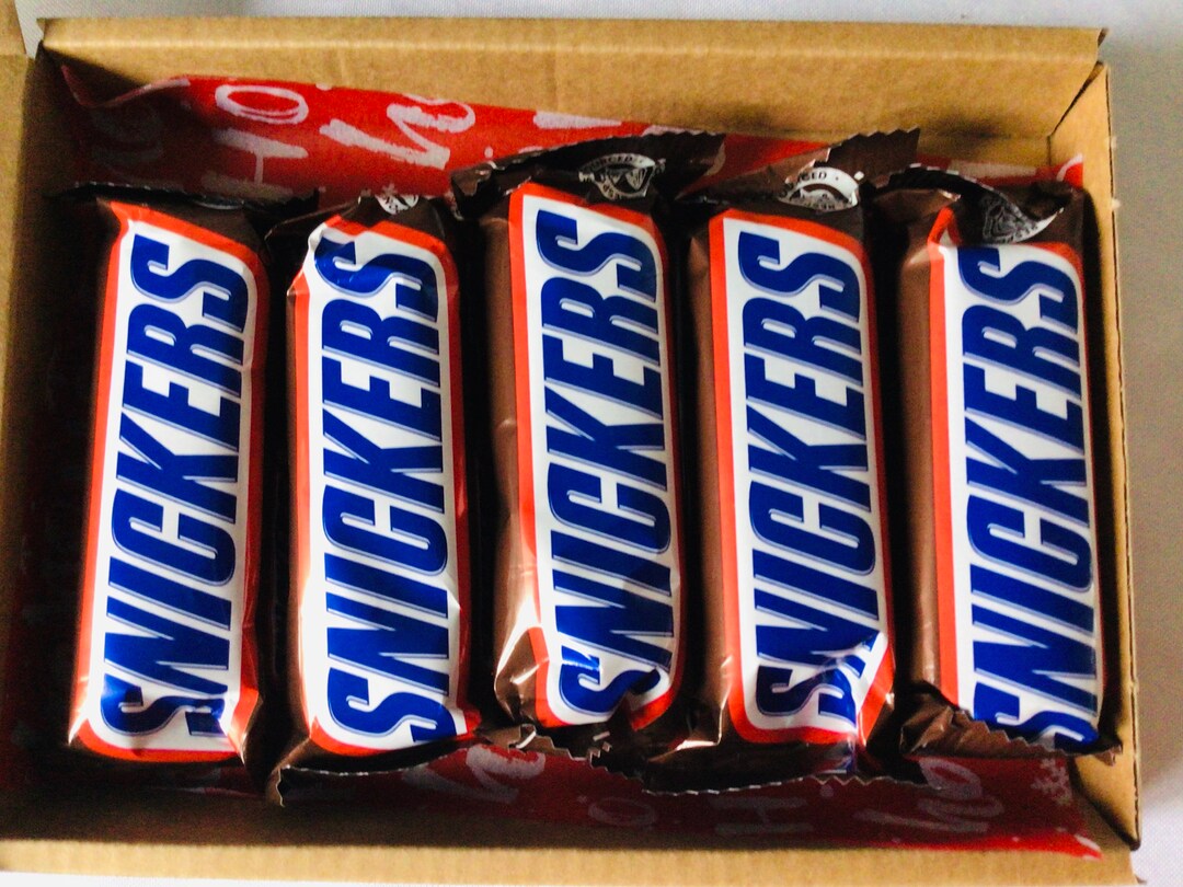 SNICKERS CHOCOLATE GIFT Box Contains Snicker Chocolate Bars, Birthday ...