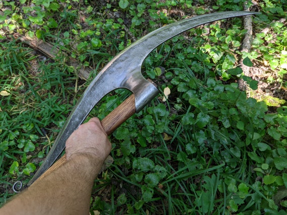Bardiche Daggers