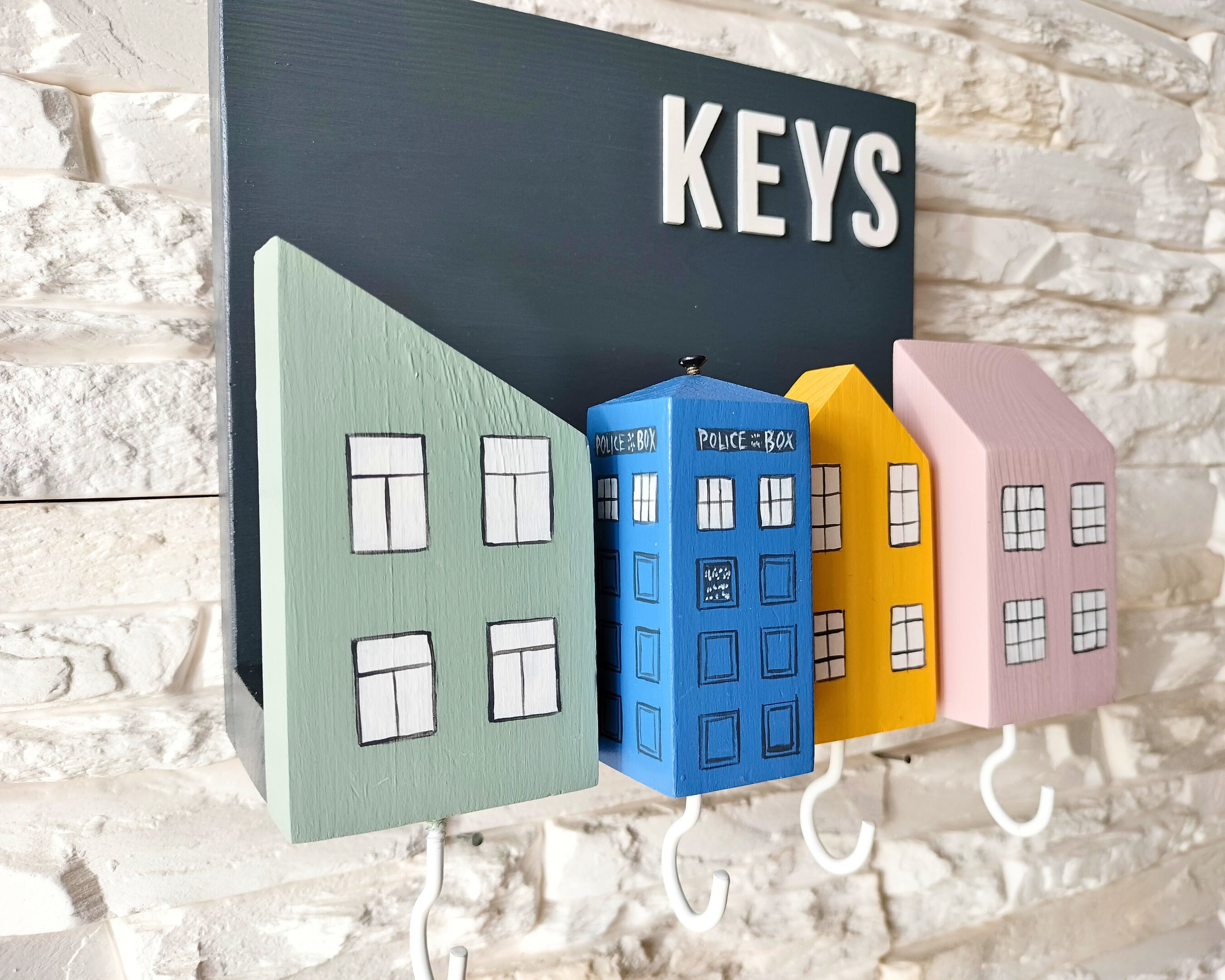 Key Holder Shelf, Mail and Key Hanger Entryway Storage, Key Rack With ...