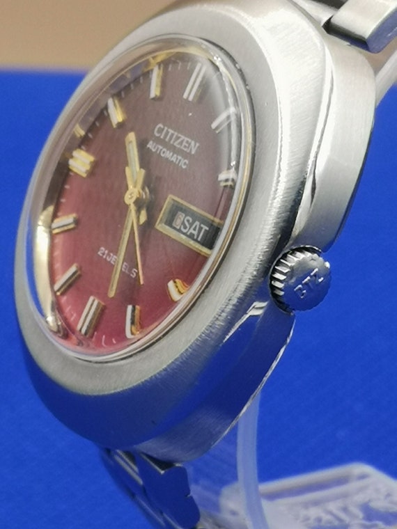 Vintage citizen Automatic red face watch. - Gem