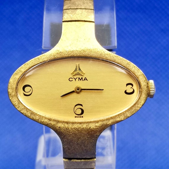 Vintage and Rare CYMA gold colors lady watch. - Gem