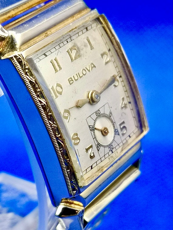Vintage and Rare Bulova Hand-Winding Lady watch. Gold… - Gem