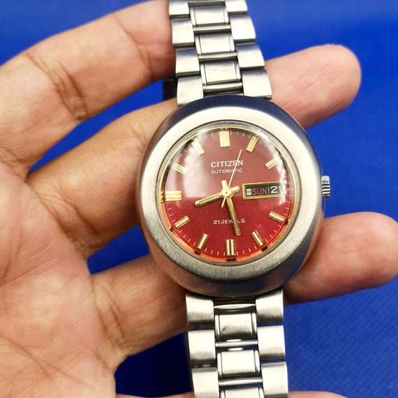 Vintage citizen Automatic red face watch. - Gem