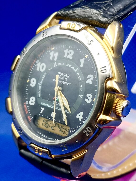 Vintage and Rare Pulsar Chronograph Two systems Analo… - Gem