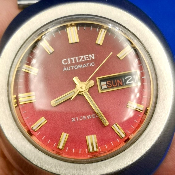 Vintage citizen Automatic red face watch. - Gem