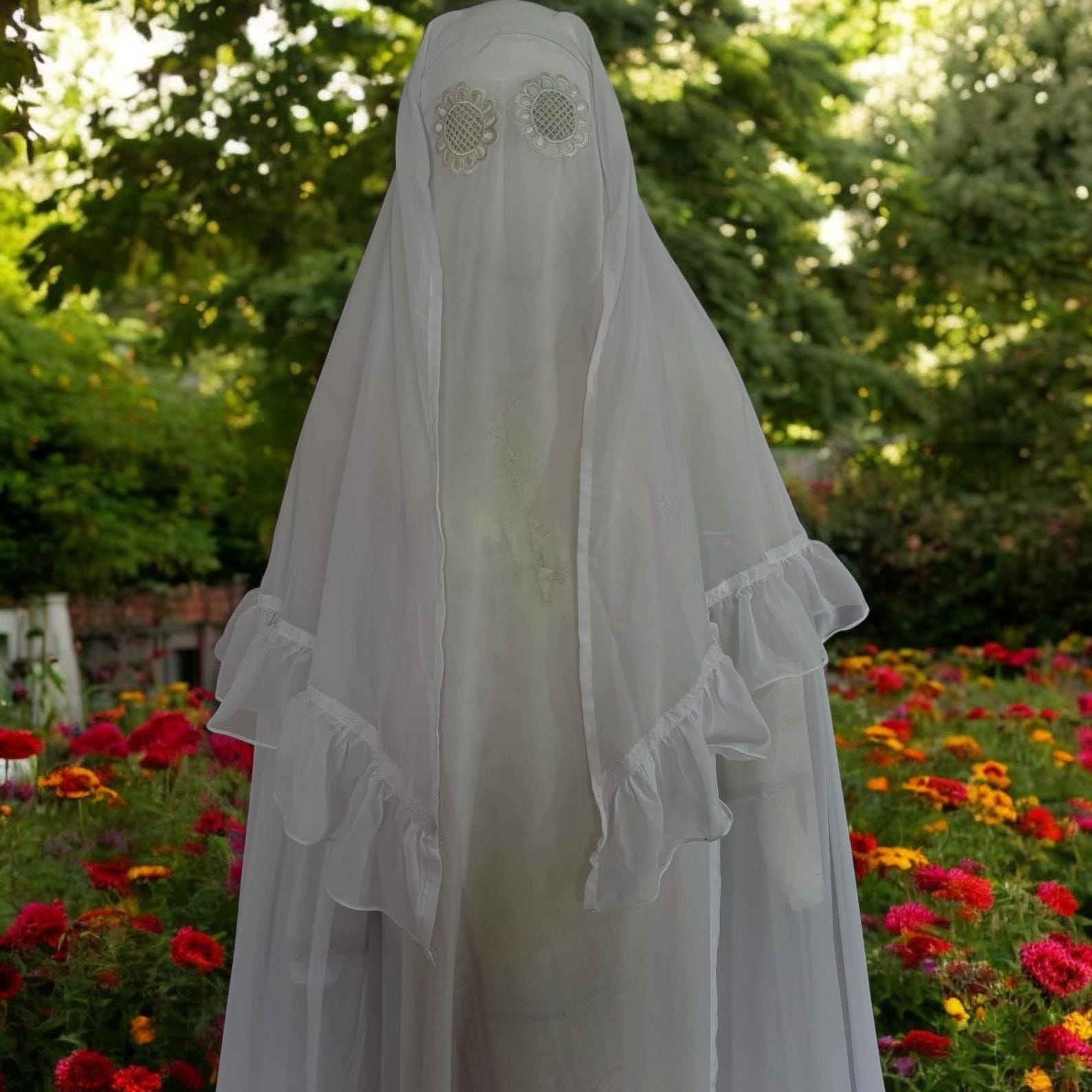 Handmade Islamic Kashmiri Burqa With Floral Eyes Mesh, Sleeveless ...