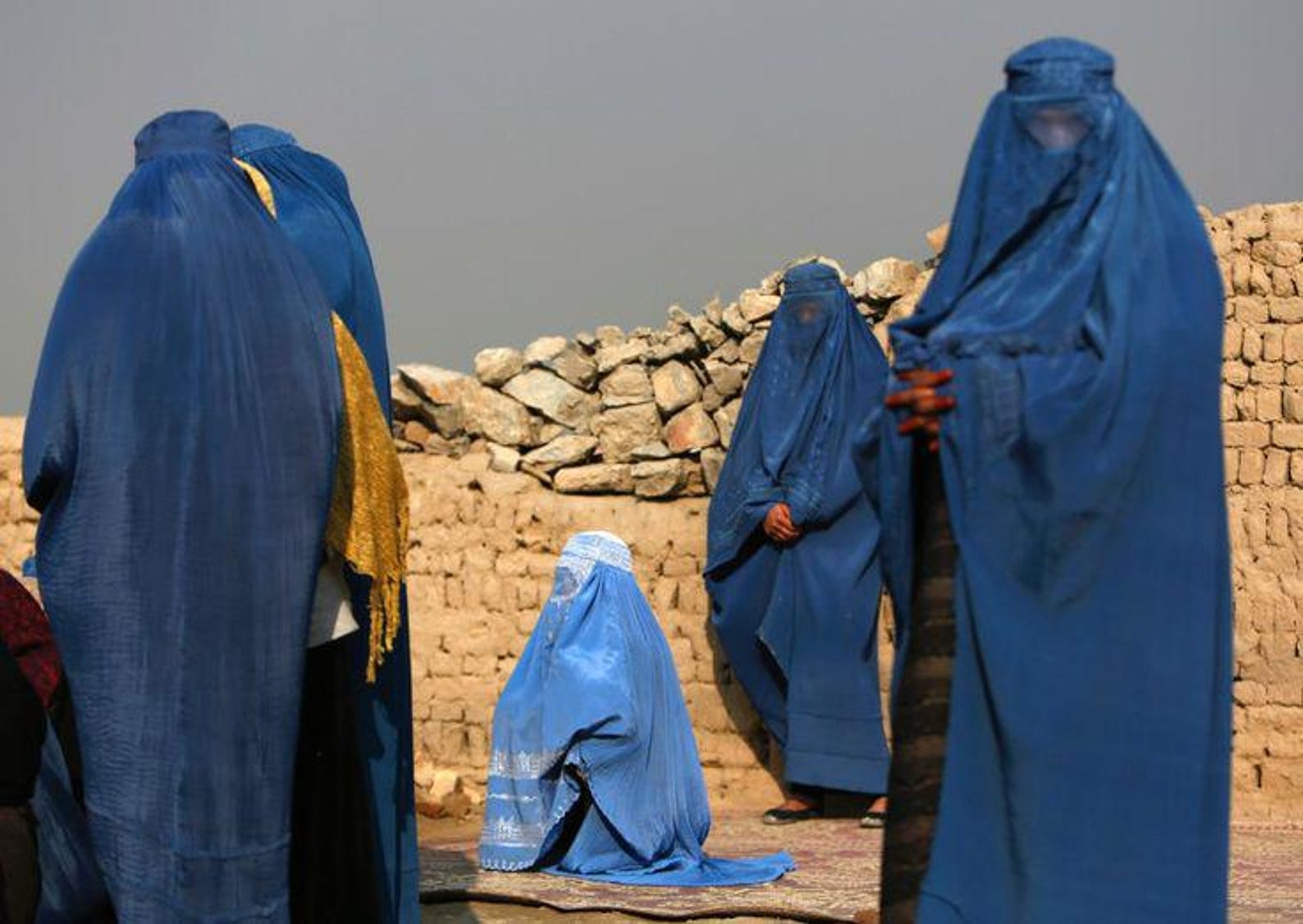 Ready to Dispatch Authentic Afghan Dark Blue Burqa: Chadari Blue Burka ...