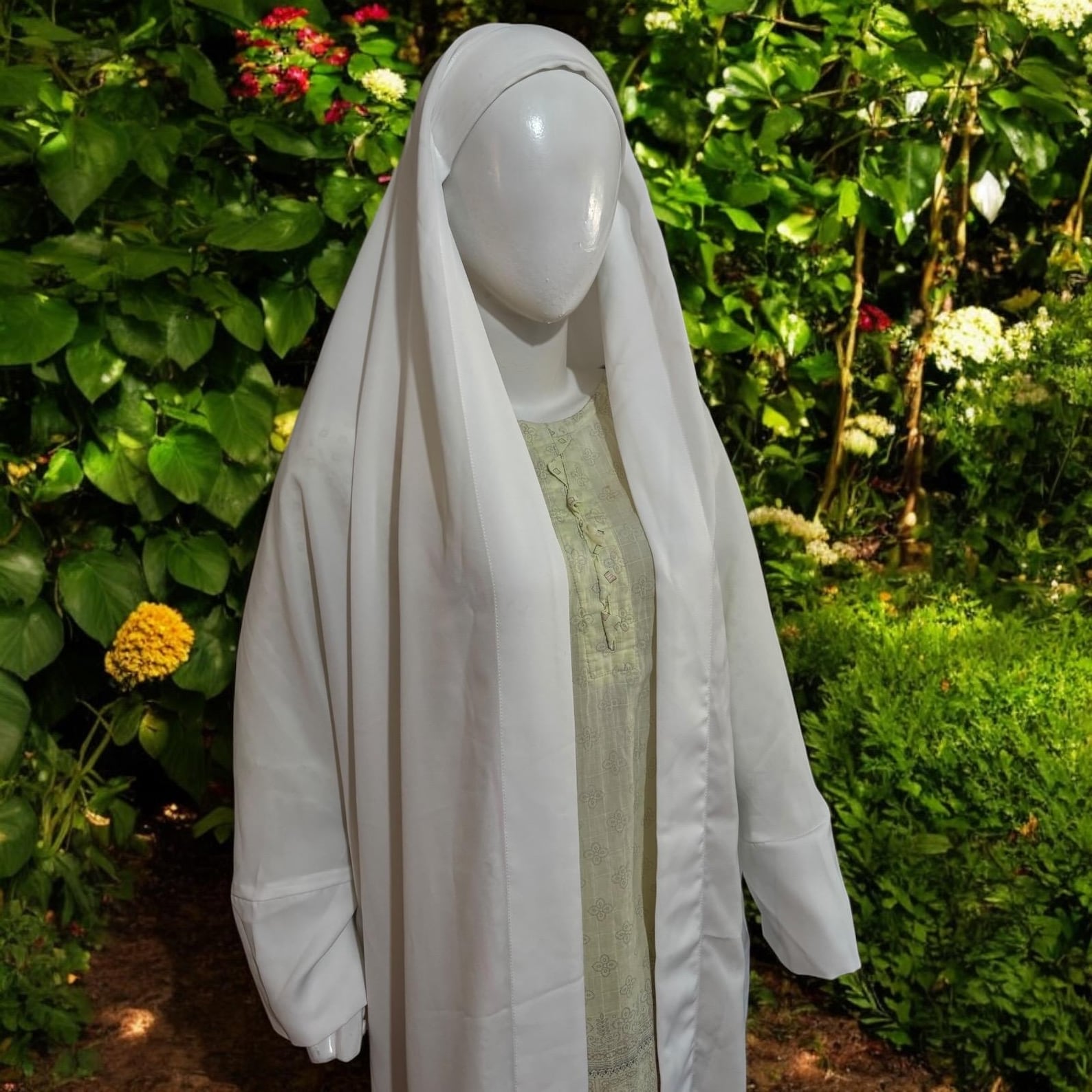 Women’s White Chador, Chadar With Sleeves, Overhead Front Open Abaya ...