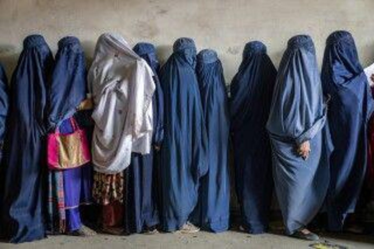 Ready to Dispatch Authentic Afghan Dark Blue Burqa: Chadari Blue Burka ...
