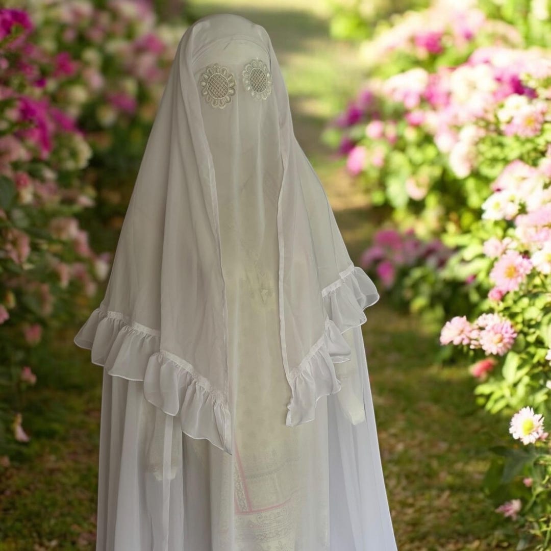 Handmade Islamic Kashmiri Burqa With Floral Eyes Mesh, Sleeveless ...