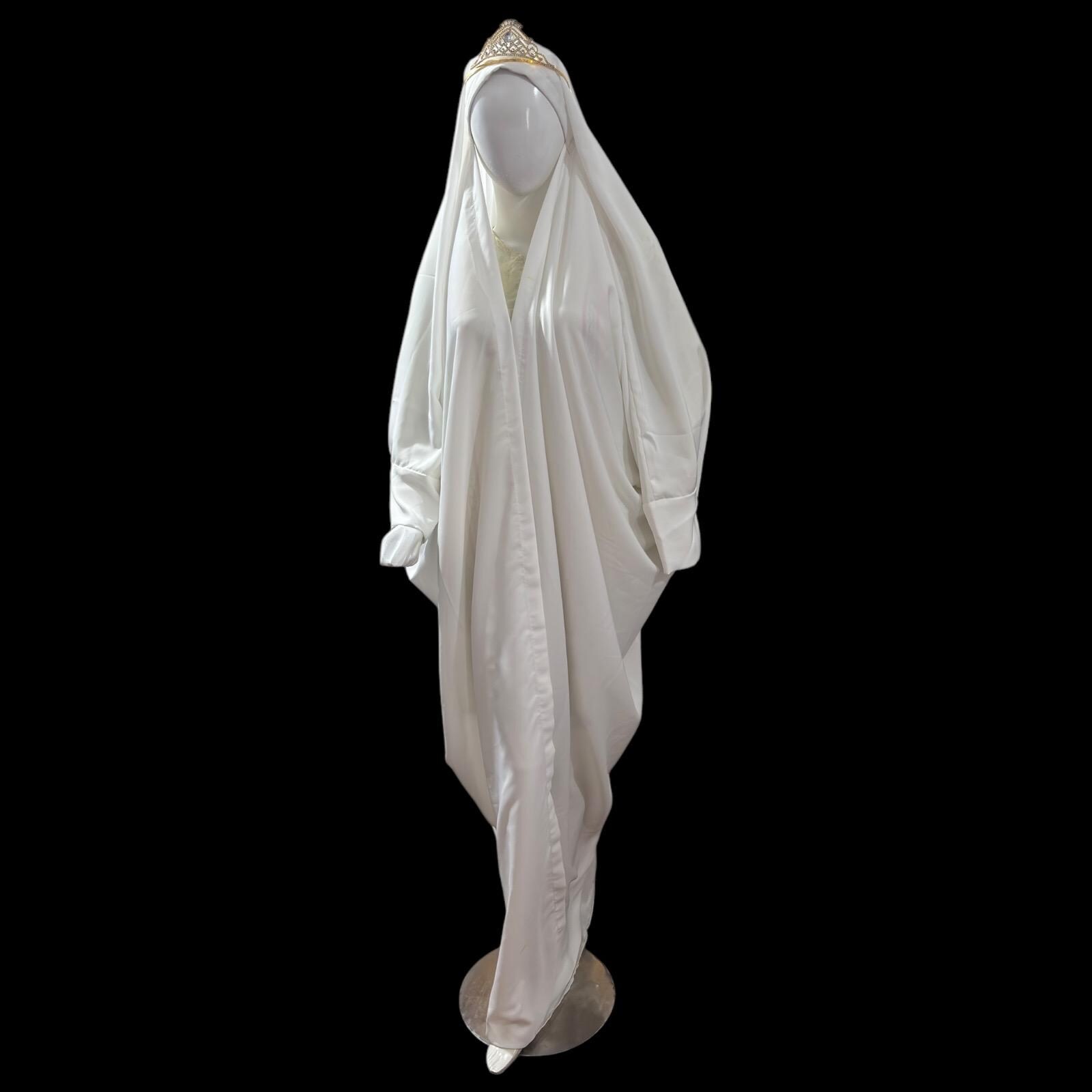 Women’s White Chador, Full Length Chadar With Sleeves, Overhead Front ...