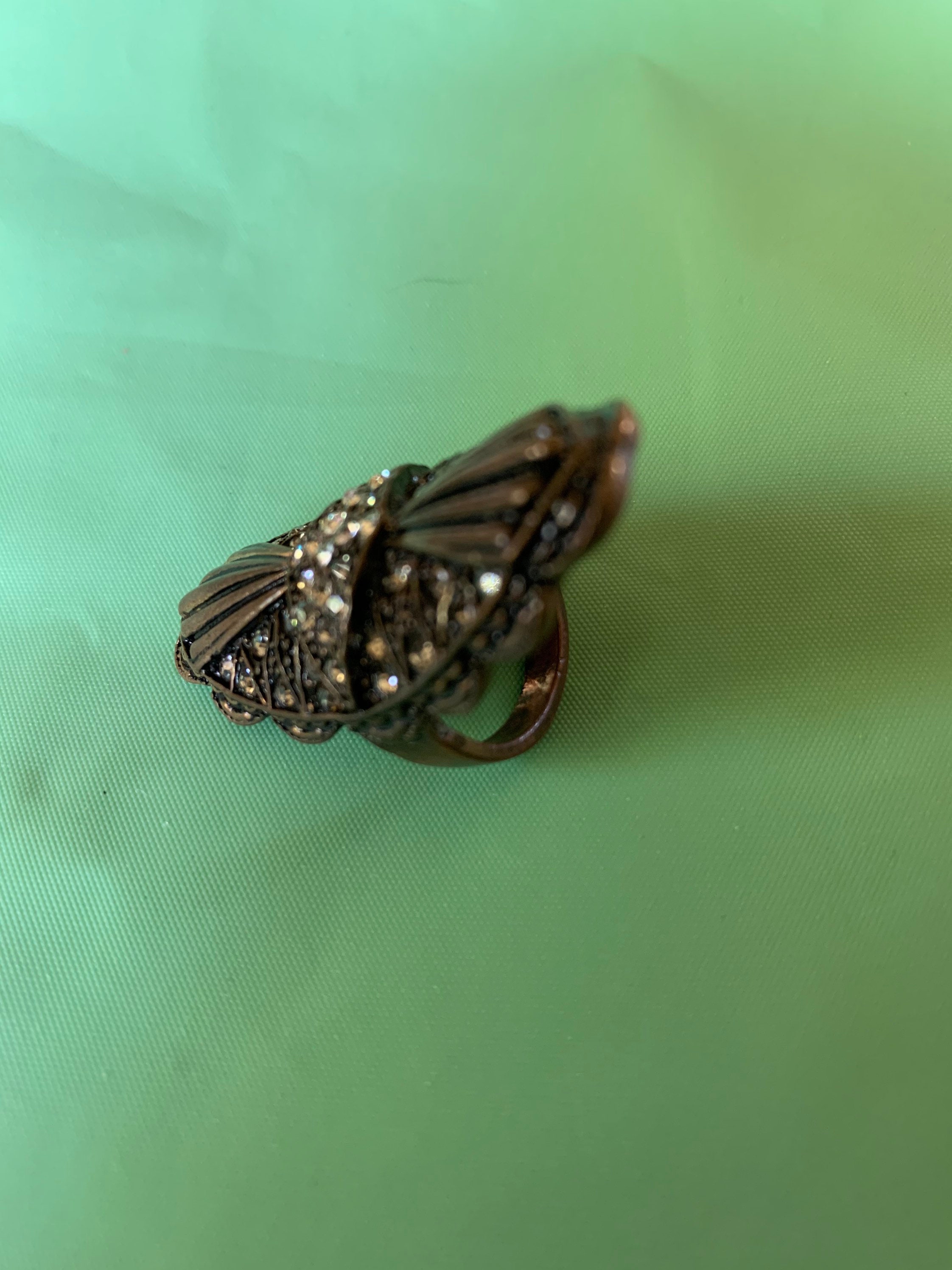 Vintage Beautiful Dark Faux Gold & Black Etched Ring W/ Rhinestones - Etsy