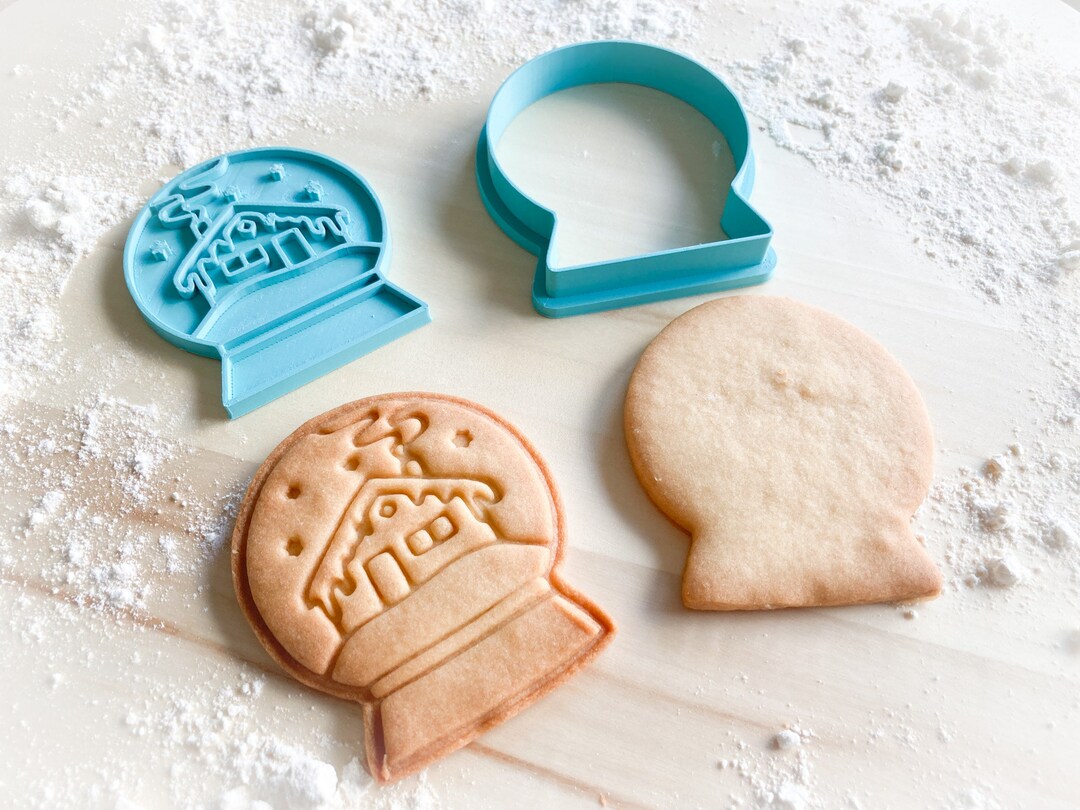 Cookie Cutter and Stamp Multi-size: Snow Globe With House or Snowman ...