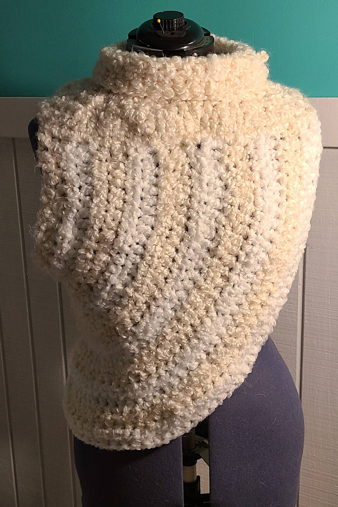 Fluffy Cross Body Cowl - M - Etsy
