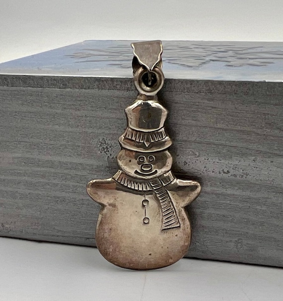 sterling snowman pendant - Gem