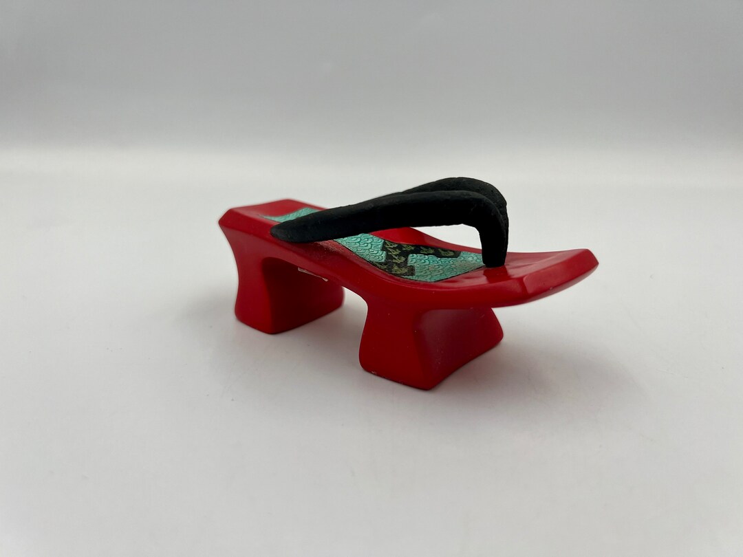 Vintage Miniature Collectible Shoe by Just the Right Shoe by Raine ...