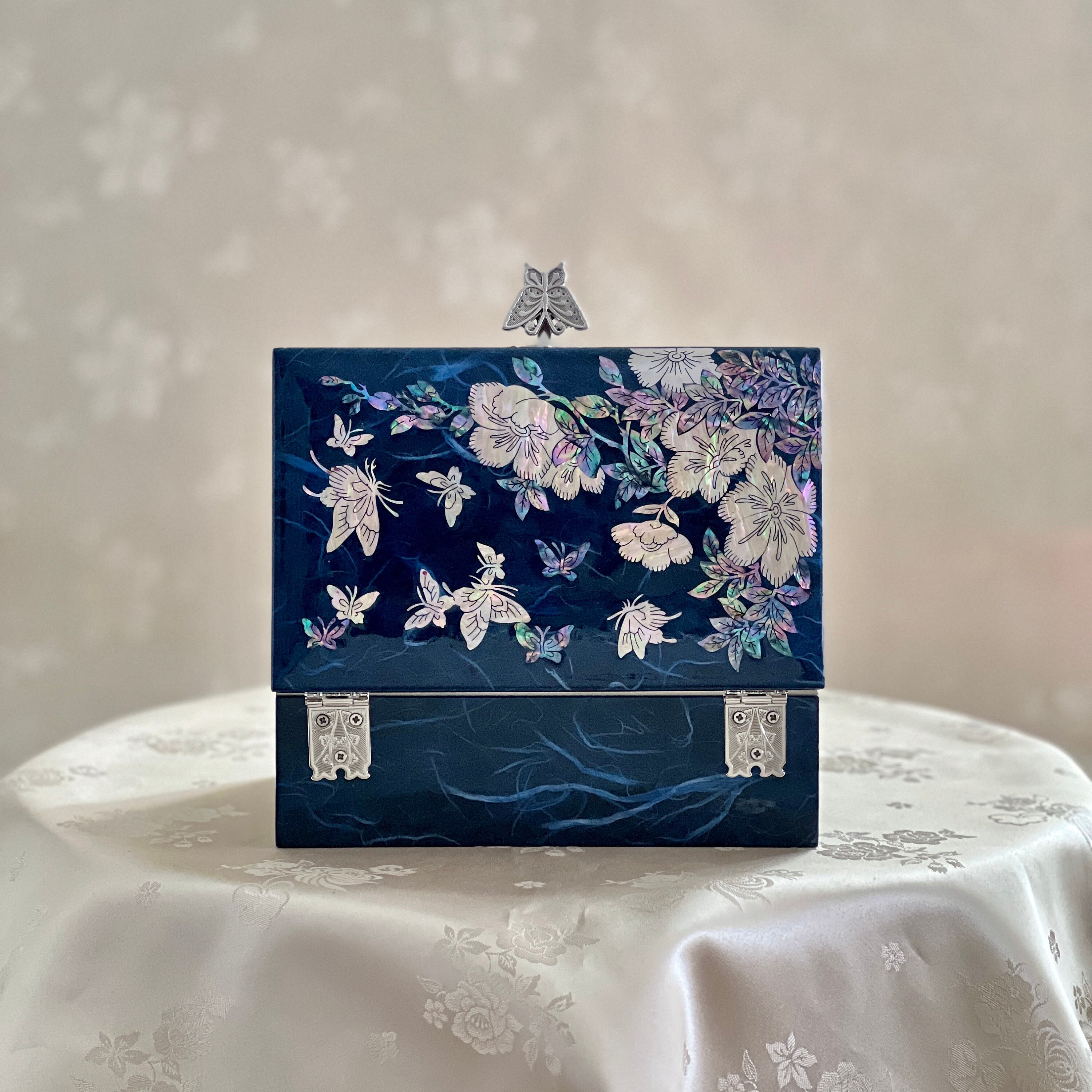 Korean Mother of Pearl Jewelry Box: Butterfly and Plum Blossom Motif on ...