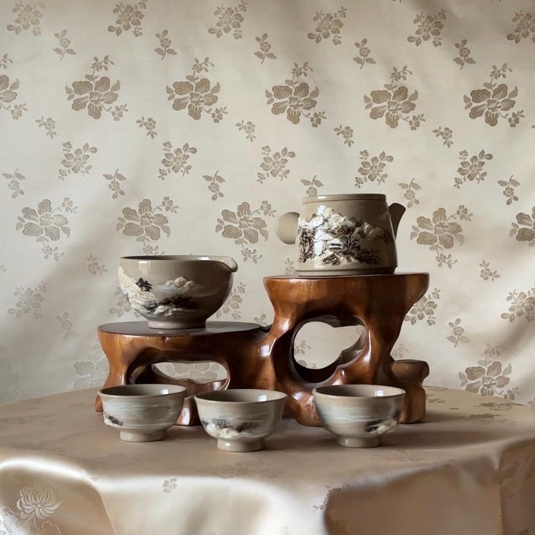 Korean Buncheong Tea Set With Relief-applied Snowy Landscape by Master ...