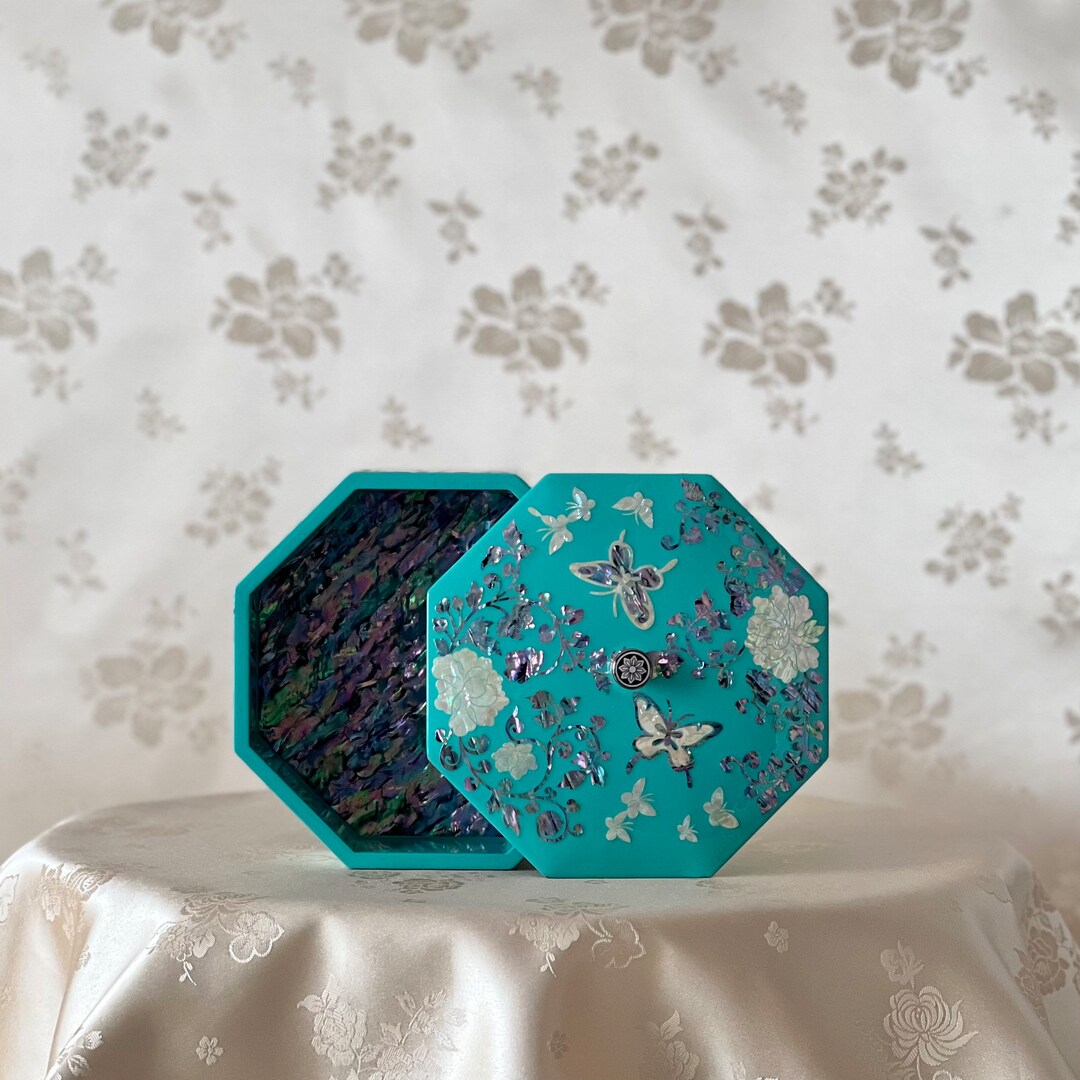 Korean Traditional Mother of Pearl Handmade Octagon Mint Jewelry Box With Peony and Butterfly ...