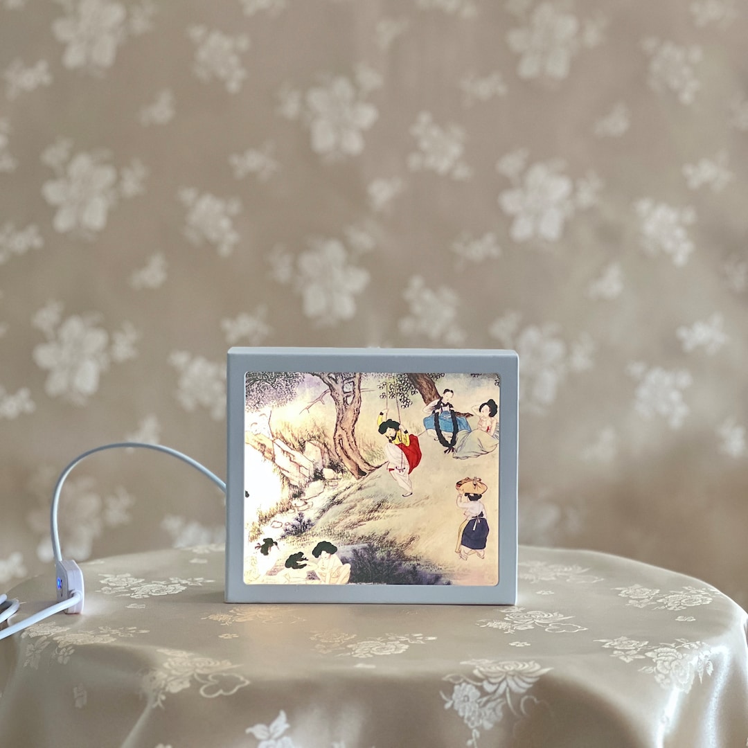 LED Accent Lamp With Korean Traditional Drawing - Etsy