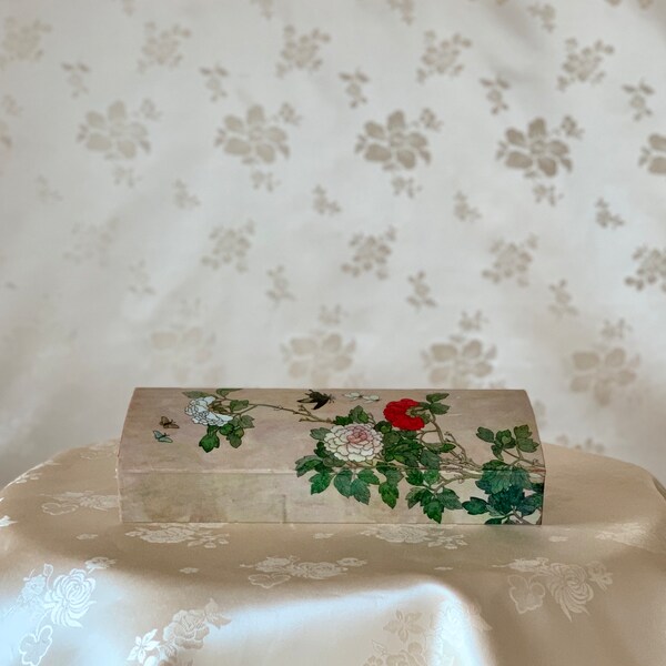 Traditional Jewelry Box - Etsy