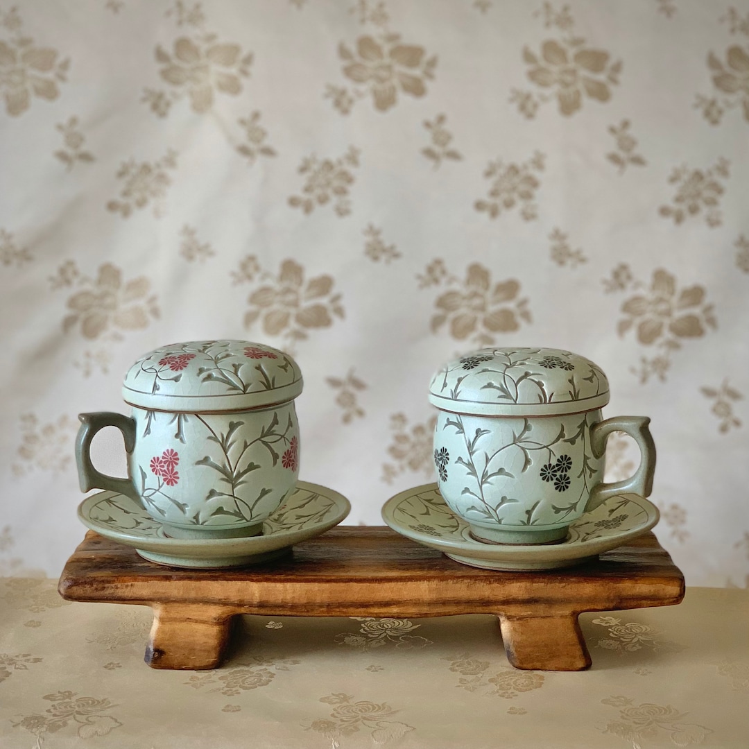 Korean Buncheong Tea Cup Set: White Slip With Chrysanthemum Motif - Etsy