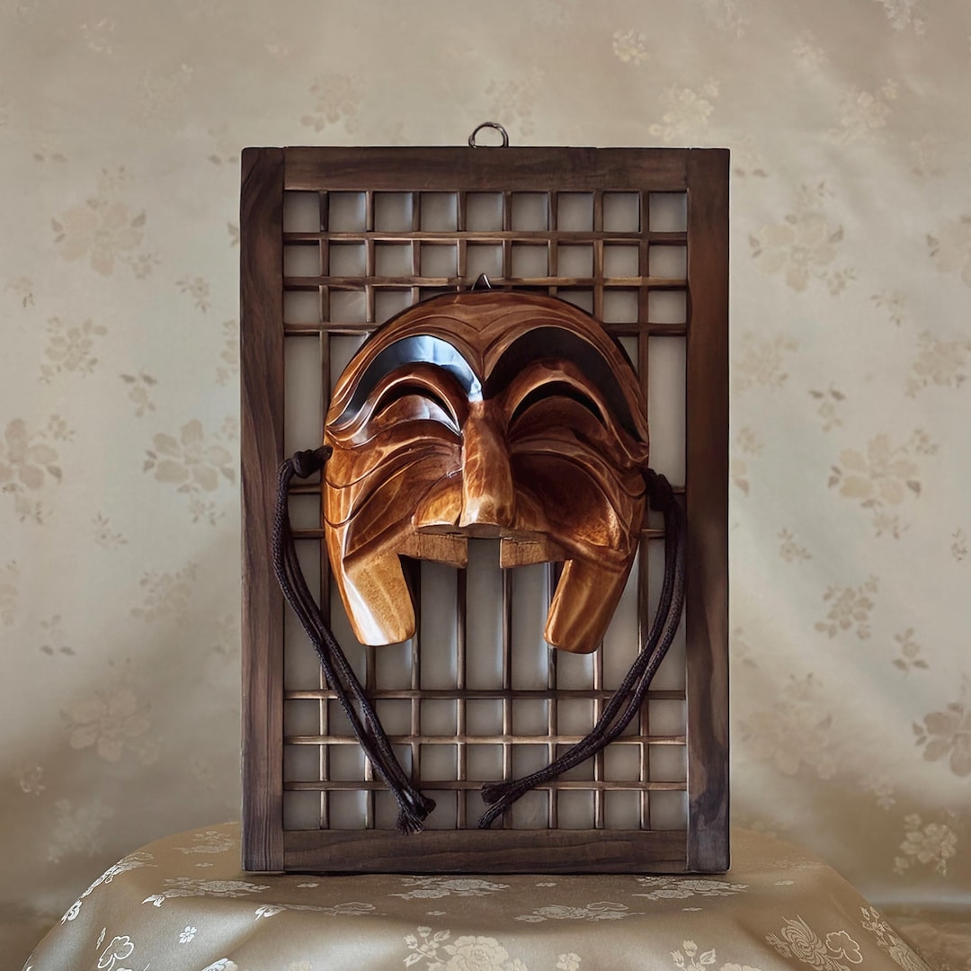 Handmade Traditional Korean Hahoe Mask ‘imae’ – the Unfinished Smile of ...