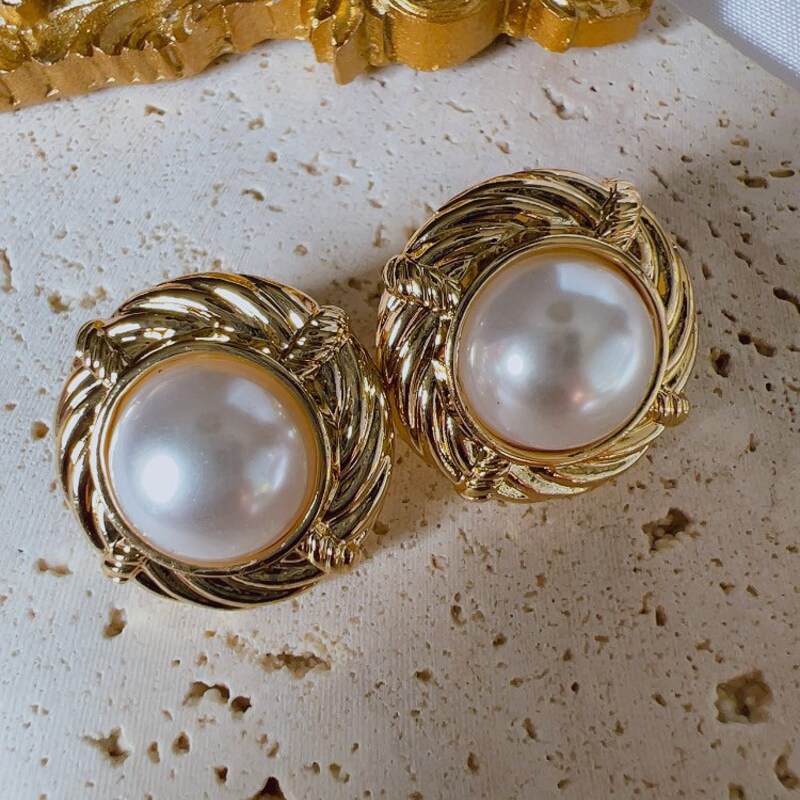 Vintage Earrings - Etsy