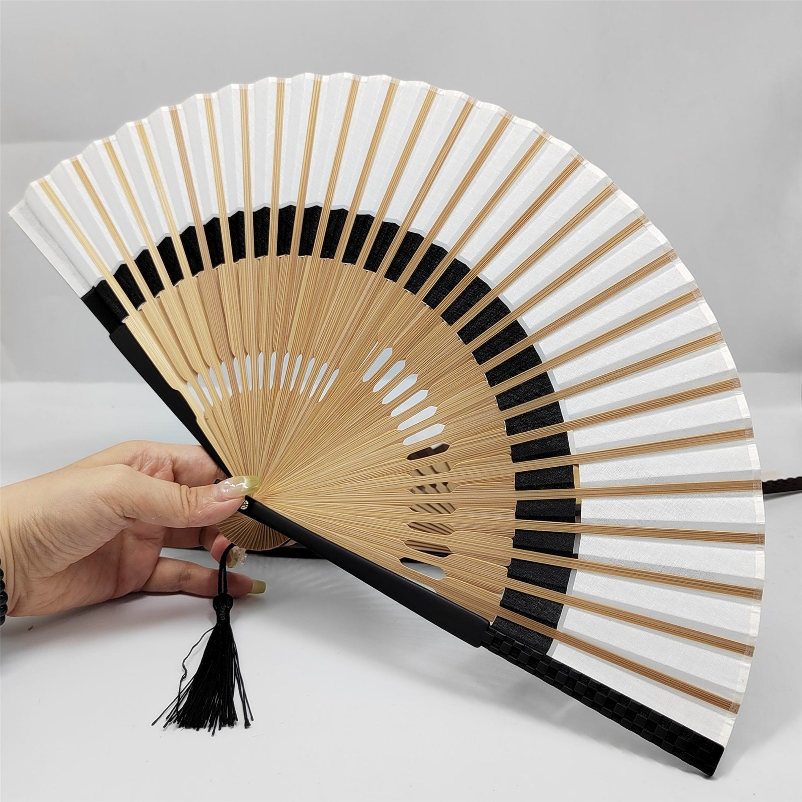 Minimalism Bamboo Fan, Rustic Folding Hand Held Fan, Party Favors ...