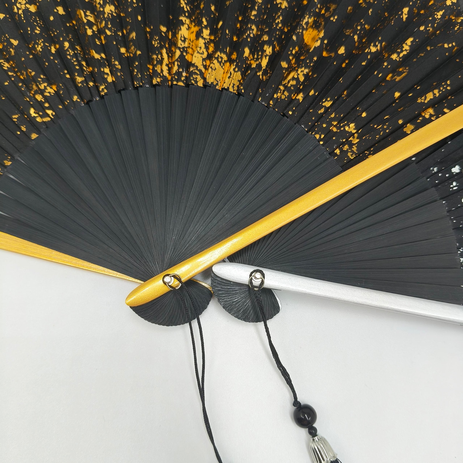 Sprinkling Golden Folding Fan, Japanese Silk Hand Fan, Classical Tassel ...
