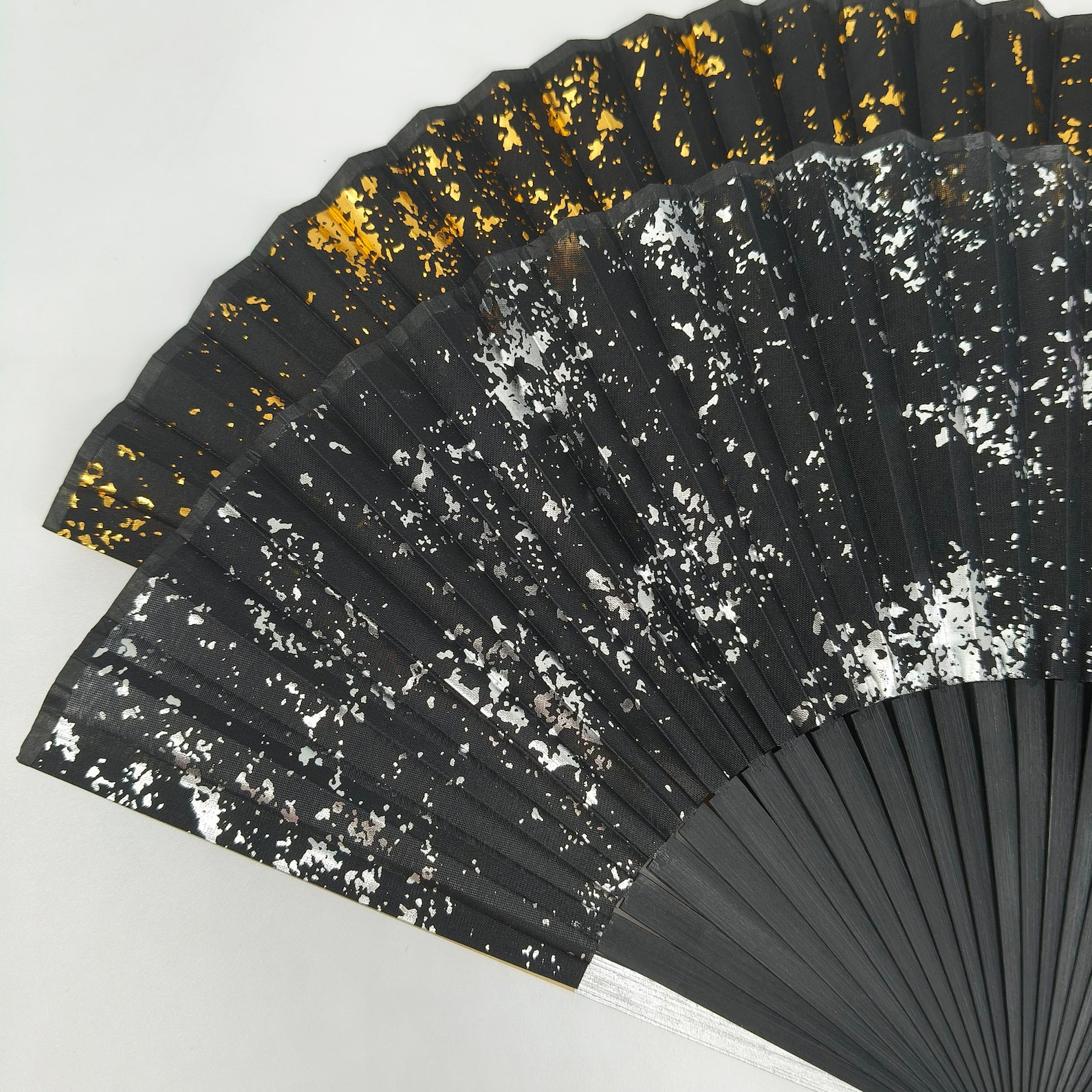 Sprinkling Golden Folding Fan, Japanese Silk Hand Fan, Classical Tassel ...
