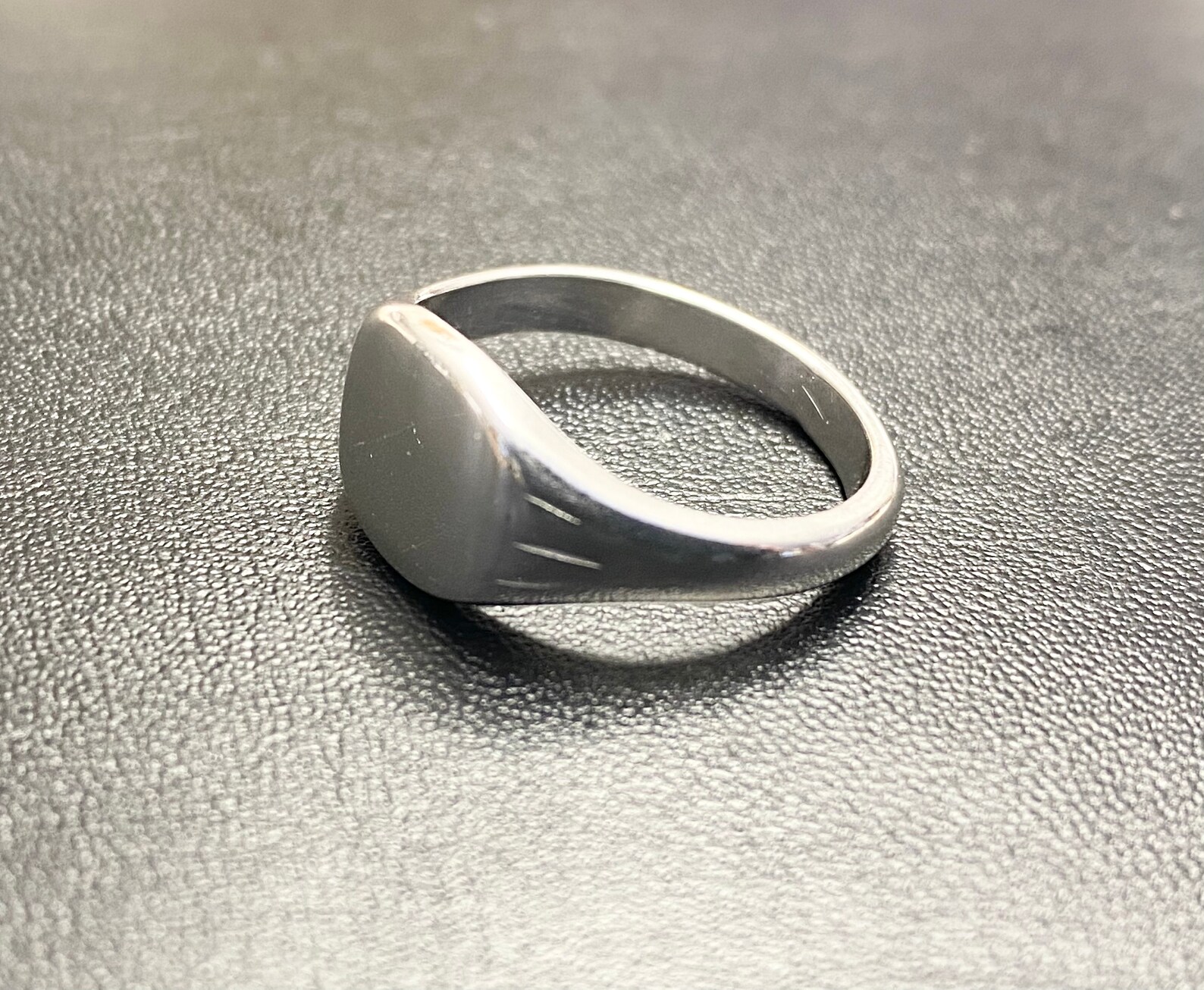 Sterling Silver Signet Ring With Engraving. - Etsy UK