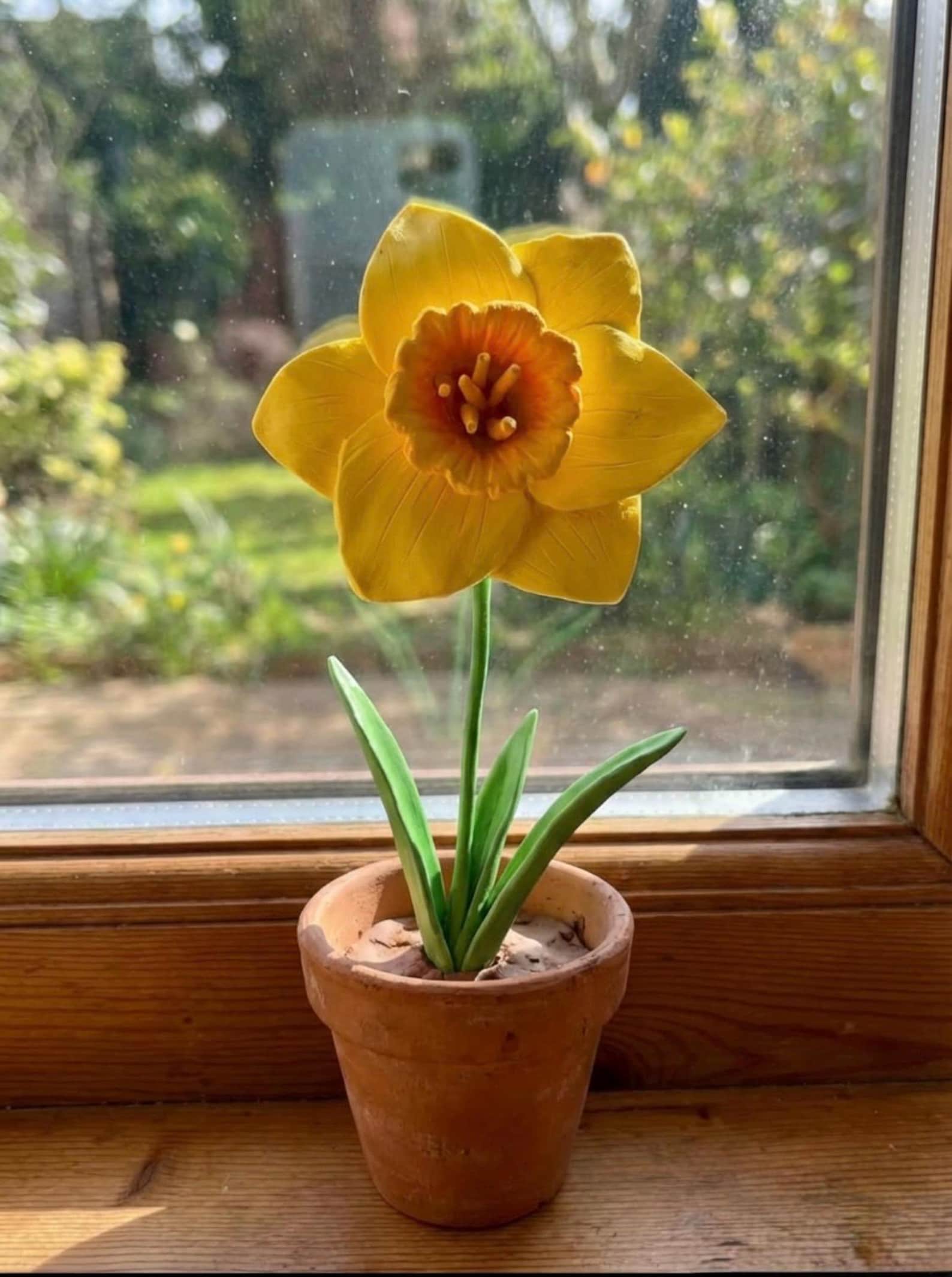 Daffodil Flower Pottery Sculpture Template: Clay Hand Building (PDF ...
