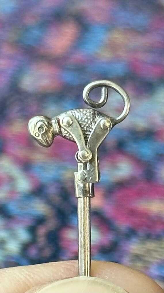 Vintage monkey on pole - Gem