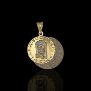 Jesus Two Tone Medallion Pendant - 14k Yellow Gold - Etsy