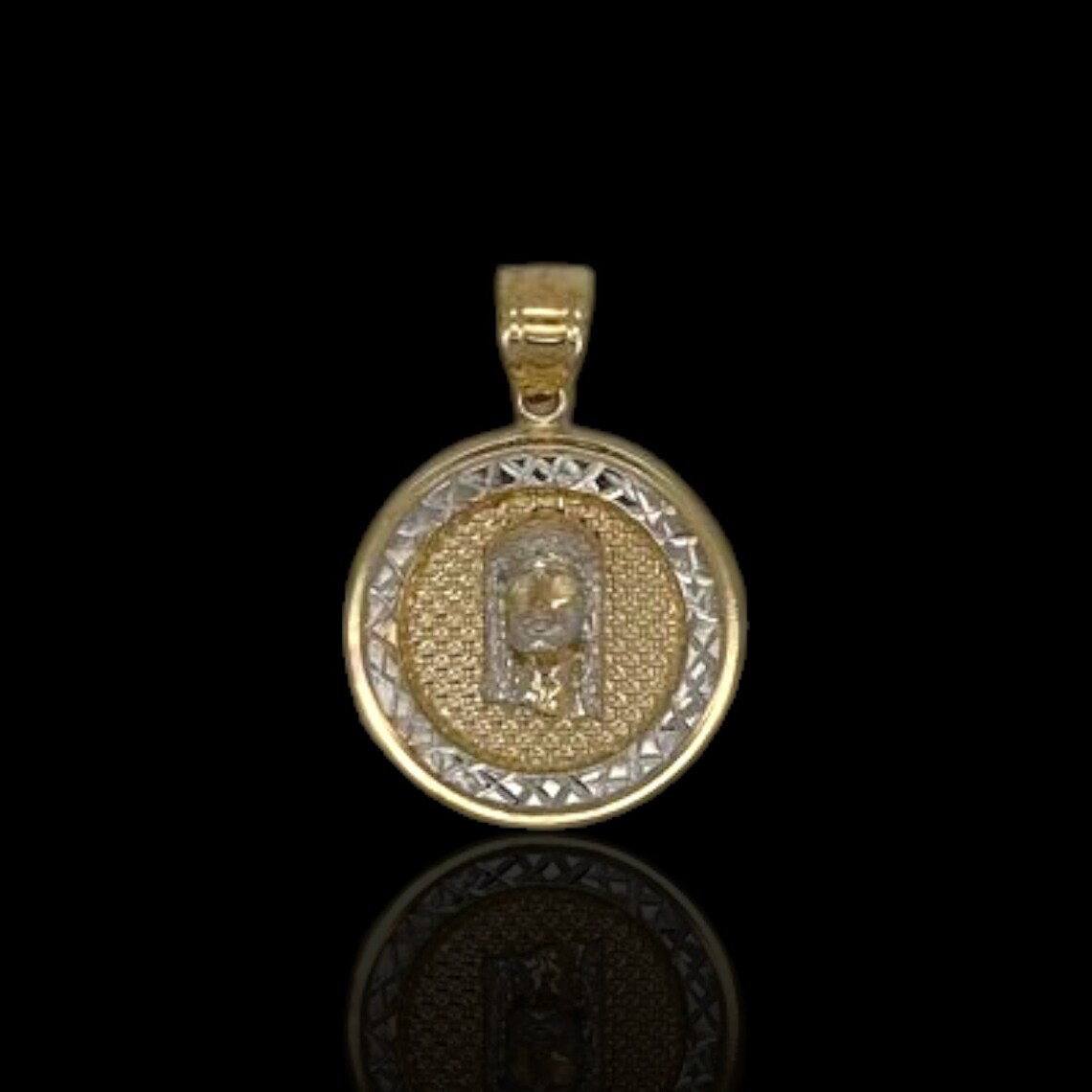 Jesus Two Tone Medallion Pendant - 14k Yellow Gold - Etsy