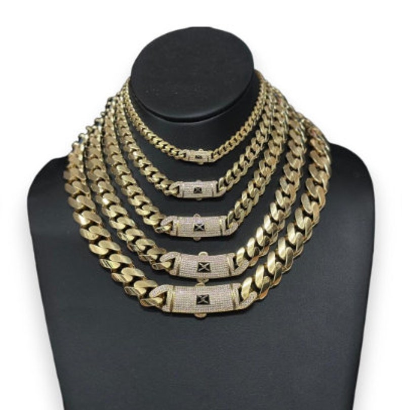 Monaco Chain - 10K Yellow Gold - Etsy