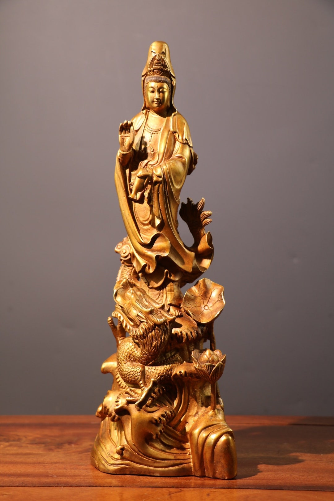 Chinese Statues Are Handmade Pure Copper Gold-plated Guanyin Buddha ...