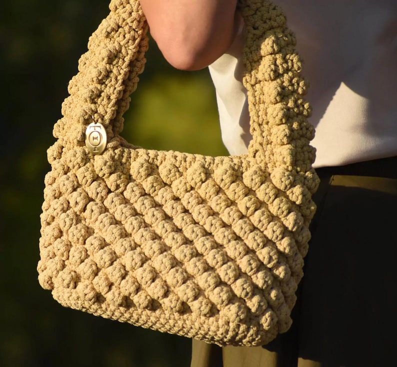 Ambitious Elegance Hand-knitted Bag, Light or Dark Beige Multi-purpose ...