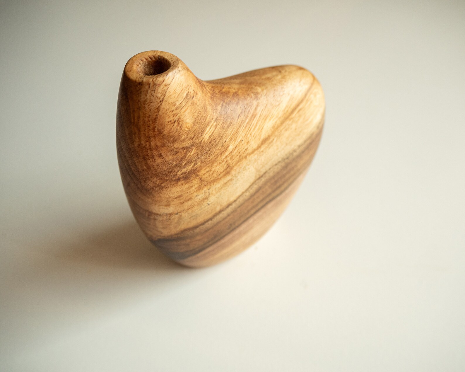 Small Wooden Vase for Dried Flowers, Solid Walnut Hardwood, Natural ...