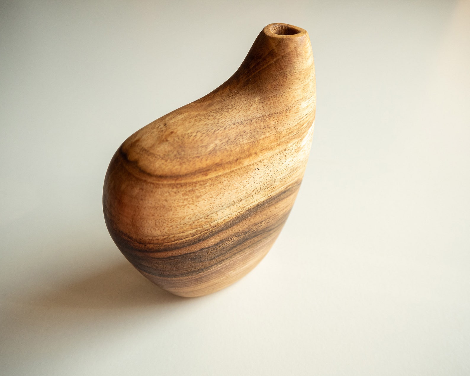 Small Wooden Vase for Dried Flowers, Solid Walnut Hardwood, Natural ...