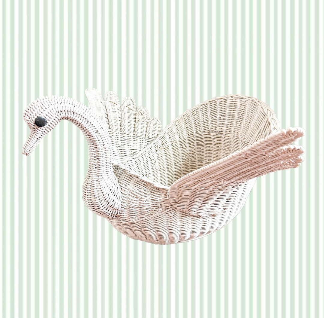 Vintage White Wicker Swan Storage Basket - Etsy